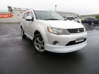 2006 Mitsubishi Outlander | Orange Motor Co