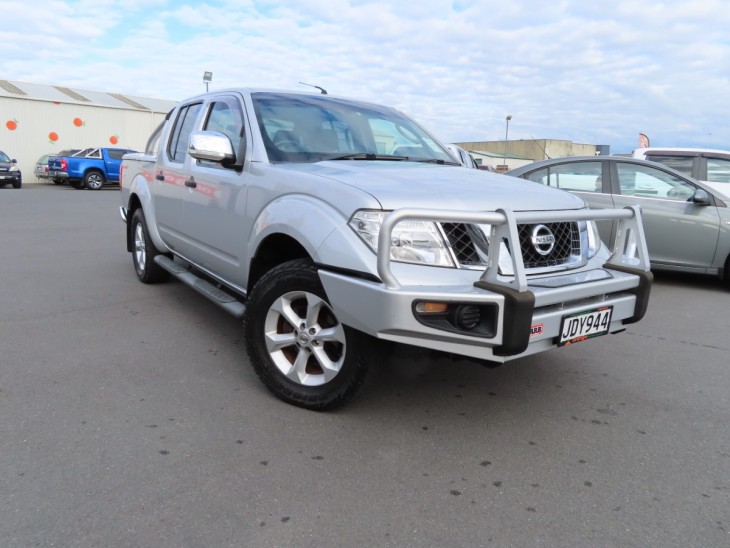 2011 Nissan Navara ST-X 4x4 | Orange Motor Co